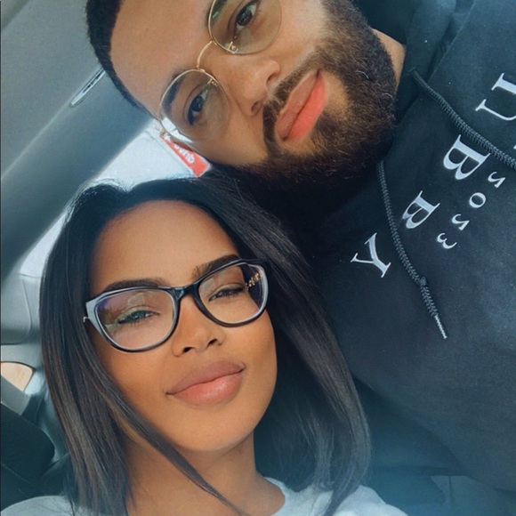 Deandra's Closet (@deyyy_ra6) | Poshmark